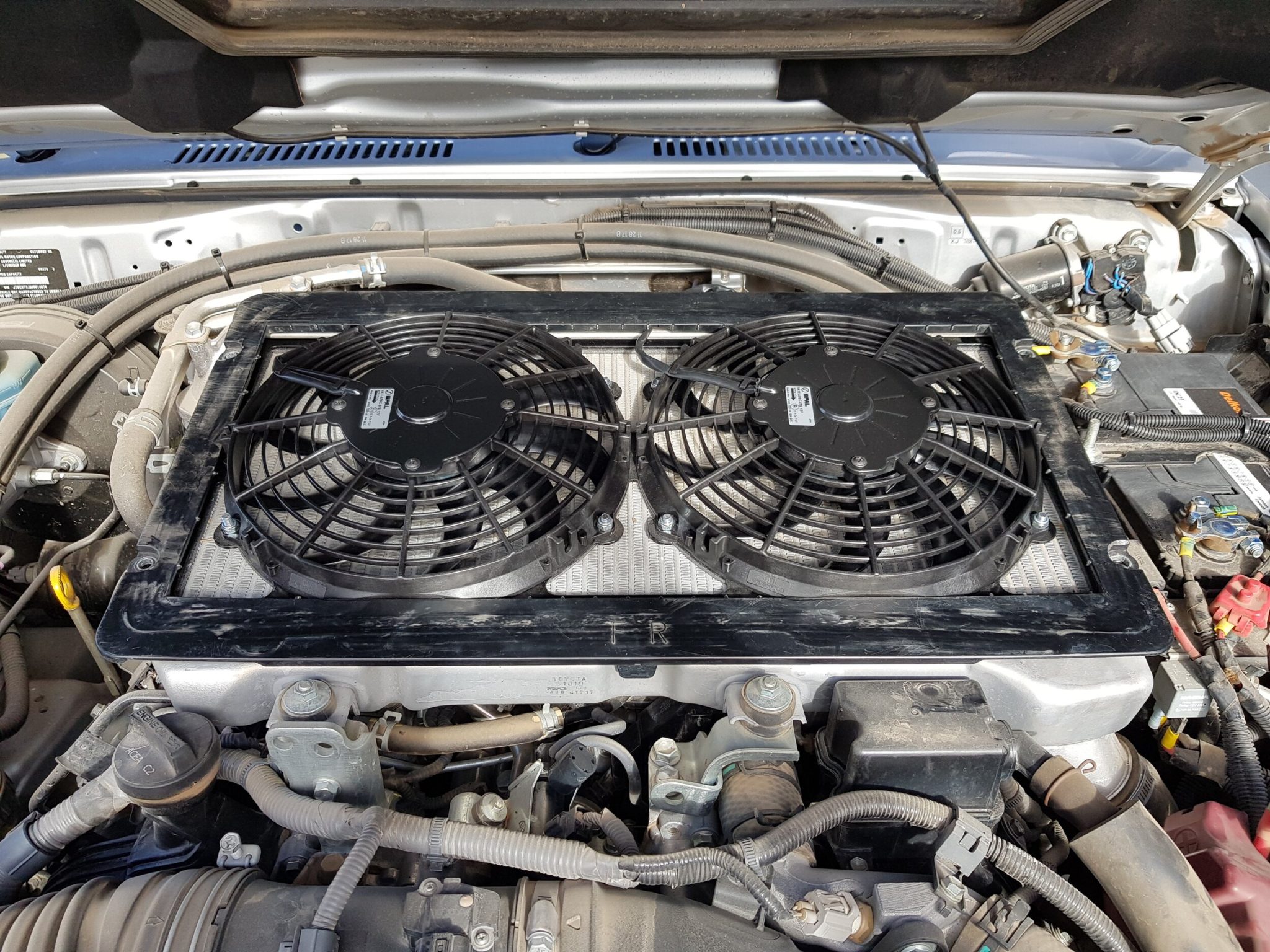 TOYOTA LANDCRUISER VDJ76/78/79 SERIES TWIN FAN UPGRADE KIT – Cross ...